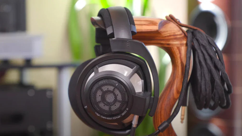 Sennheiser HD800s Headphones: Are They Still the King of Soundstage in ...