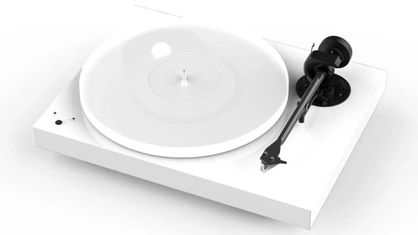 Pro-Ject - X1 B Balanced Turntable - The Source AV